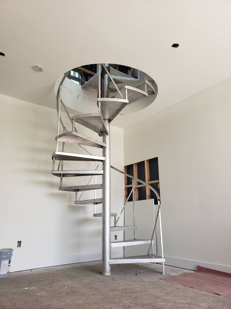 VIATOR DESIGN AND CONSTRUCTION - Updated July 2024 - 11 Photos ...