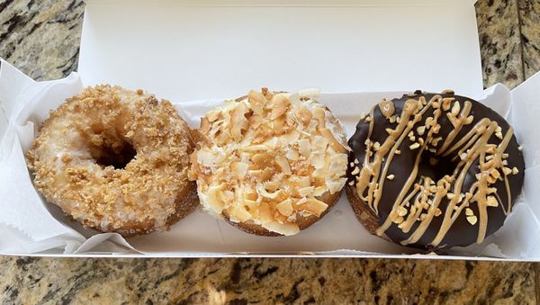 DAD’S DONUTS - Updated December 2025 - 75 Photos & 76 Reviews - 29 E Moreno Ave, Colorado ...