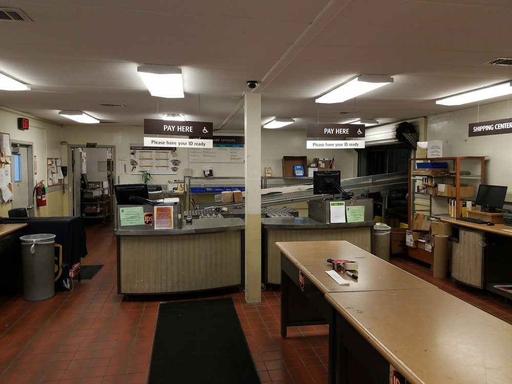 UPS CUSTOMER CENTER - Updated October 2025 - 4001 Riverside Dr, Edison ...