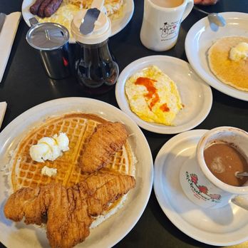 RED HUT CAFE NEVADA - Updated July 2024 - 520 Photos & 703 Reviews ...
