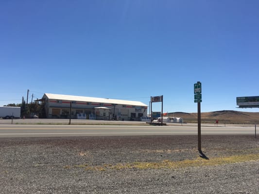 RILEY STORE & ARCHERY - Updated December 2025 - 13 Photos & 18 Reviews ...