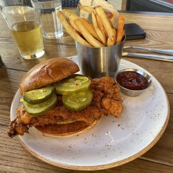 RED COW WAYZATA - Updated December 2024 - 33 Photos & 48 Reviews - 881 ...