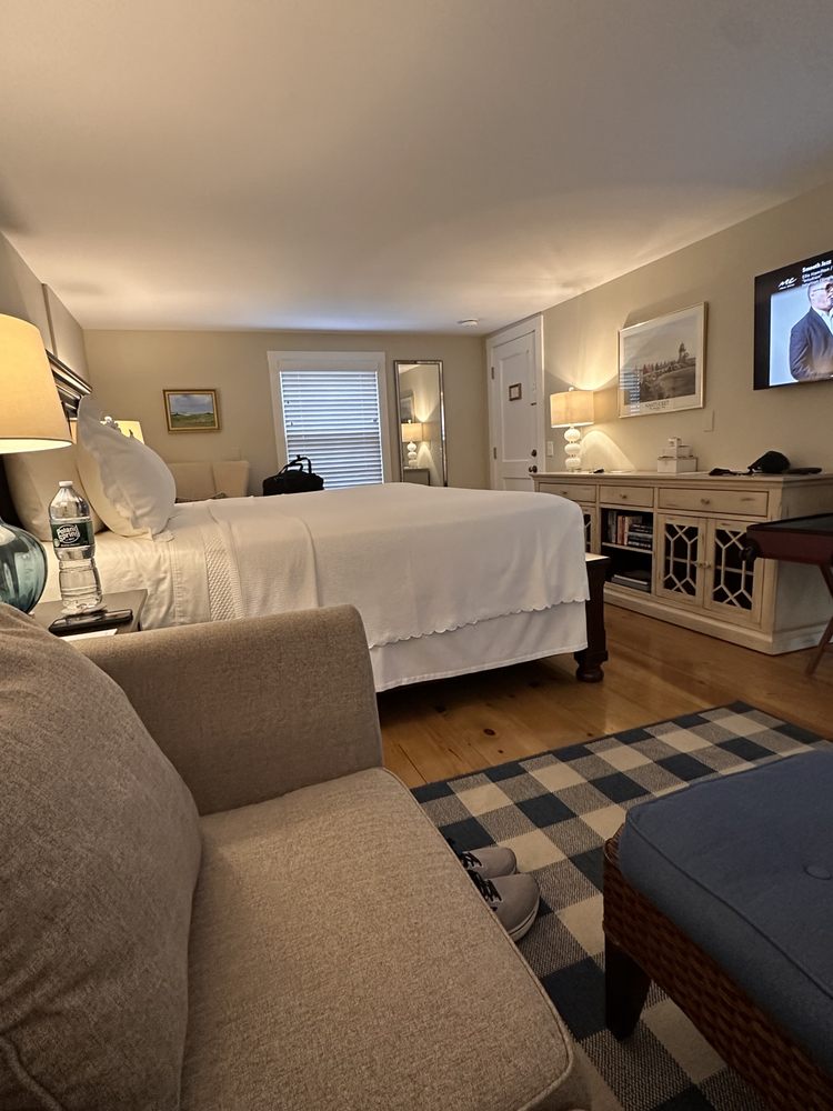 CANDLEBERRY INN ON CAPE COD - Updated December 2025 - 205 Photos & 60 ...