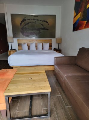 RAVEL HOTEL - Updated January 2026 - 448 Photos & 419 Reviews - 8-08 ...