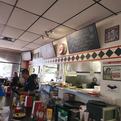 NICKEL’S DINER - 66 Photos & 104 Reviews - 1060 Yavapai Dr, Rio Rico ...