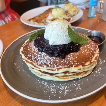 POACHED NEIGHBORHOOD KITCHEN - Updated January 2025 - 2100 Photos ...