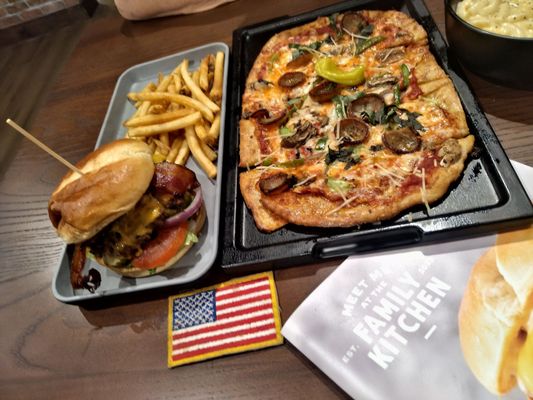 MAIN EVENT - Updated November 2025 - 48 Photos - 15101 Seaway Dr ...