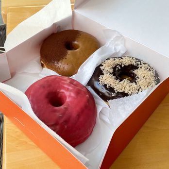 OLD FERRY DONUT - Updated November 2024 - 1046 Photos & 326 Reviews ...