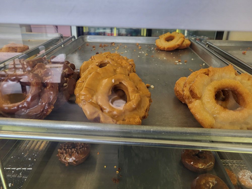 SUN’S DONUTS - Updated June 2026 - 27 Photos & 45 Reviews - 11 E 12th ...