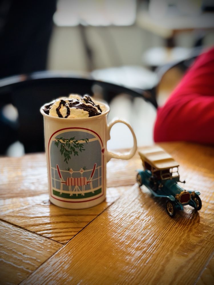 VAIL MOUNTAIN COFFEE & TEA - Updated December 2025 - 67 Photos & 42 ...