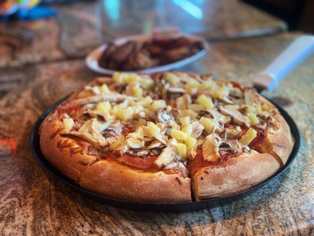 PREMIER PIZZA - Updated December 2025 - 215 Photos & 495 Reviews - 3944 ...