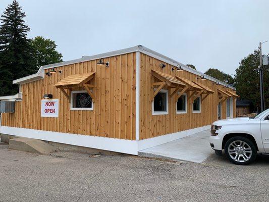 JUNCTION BAR & GRILL - Updated August 2025 - 10 Photos & 28 Reviews ...