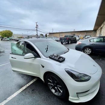 HI-TECH AUTO GLASS - Updated May 2024 - 110 Photos & 729 Reviews - 2860 ...