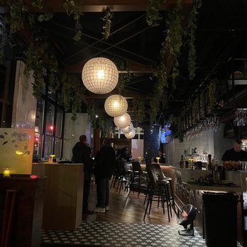 NORA RESTAURANT - Updated June 2024 - 123 Photos & 70 Reviews - 636 N ...