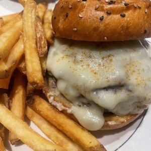 THE CAPITAL BURGER - 1128 Photos & 825 Reviews - 1005 7th St NW ...