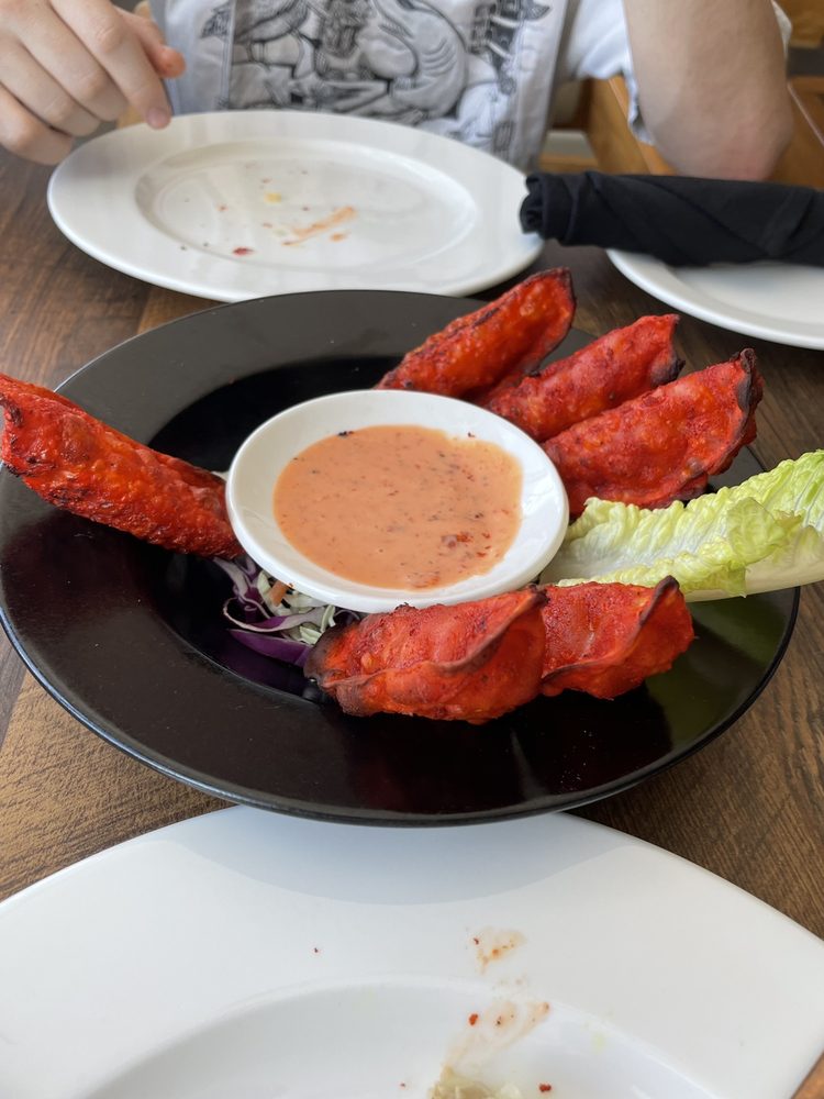 KINARA INDIAN CUISINE AND BAR - 10 Photos & 17 Reviews - 5957 Exchange ...