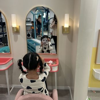 LOOMA SPACE - Updated July 2025 - 181 Photos & 106 Reviews - 2065 Palos ...