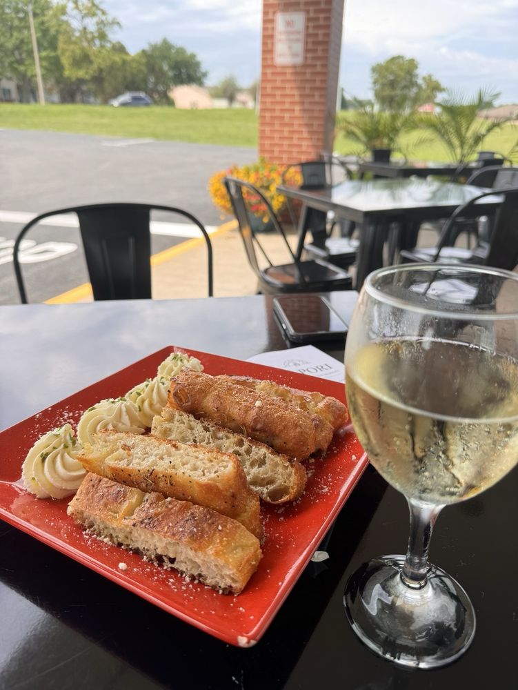 SAPORI PIZZERIA & ITALIAN MARKET - Updated August 2024 - 30 Photos & 26 ...