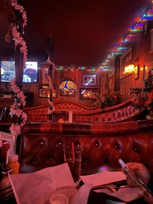 MAXDONS BAR AND GRILL - Updated January 2026 - 110 Photos & 218 Reviews ...