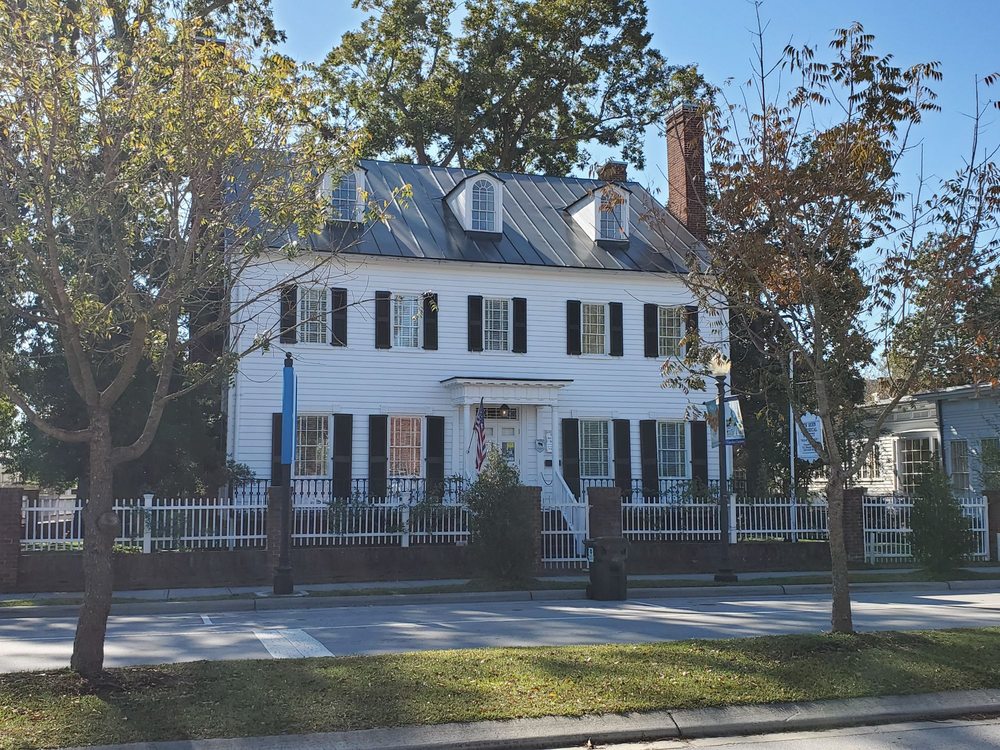 HISTORICAL SOCIETY OF NEW BERN - 510 Pollock St, New Bern, North ...