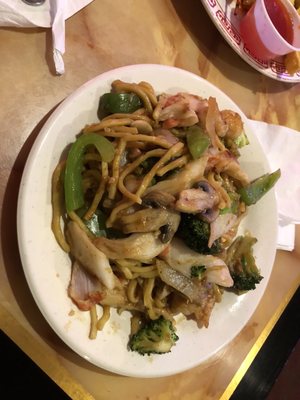 BRIGHT MOON BUFFET - 10 Photos & 35 Reviews - 2900 Wilmington Pk ...