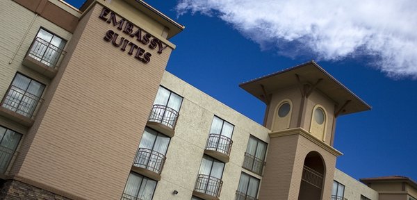 EMBASSY SUITES BY HILTON COLORADO SPRINGS - Updated August 2025 - 340 ...