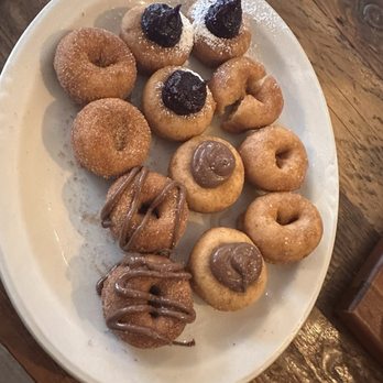 PIP’S ORIGINAL DOUGHNUTS & CHAI - Updated October 2024 - 4770 Photos ...