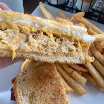 LOONEY’S PUB - 257 Photos & 346 Reviews - 8150 Baltimore Ave, College ...