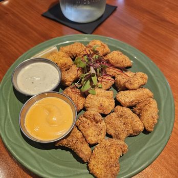 FIXINS SOUL KITCHEN - LOS ANGELES - Updated December 2024 - 3834 Photos ...