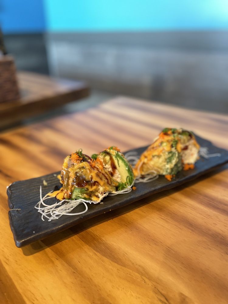 BLUEFIN SUSHI & RAMEN - ROUND ROCK - 81 Photos & 53 Reviews - 2200 E ...