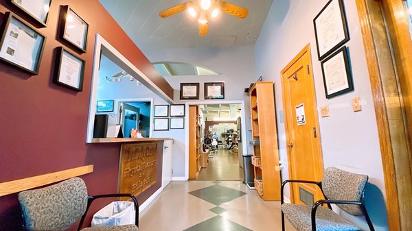 THE BODY CENTER - Updated December 2025 - 28 Photos & 37 Reviews - 224 ...