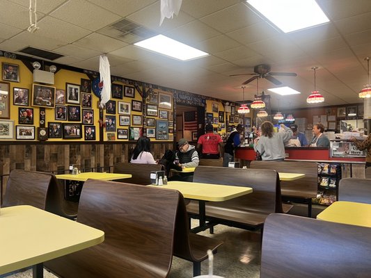 3 BROTHERS PIZZA RESTAURANT - Updated December 2025 - 61 Photos & 96 ...