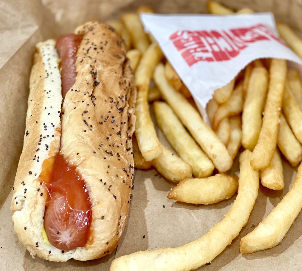 TROLLEY DOGS - Updated March 2025 - 46 Photos & 96 Reviews - 5501 6th ...