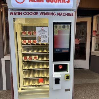 ALIBI COOKIES - Updated January 2025 - 71 Photos & 40 Reviews - 1136 ...