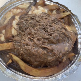 POUTINEVILLE - Updated January 2026 - 677 Photos & 648 Reviews - 1365 ...