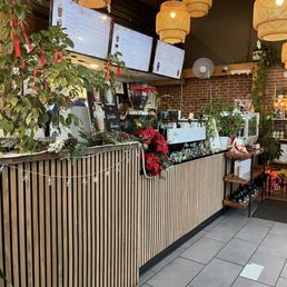 COFFEEHOLIC HOUSE - Updated January 2026 - 1631 Photos & 801 Reviews ...