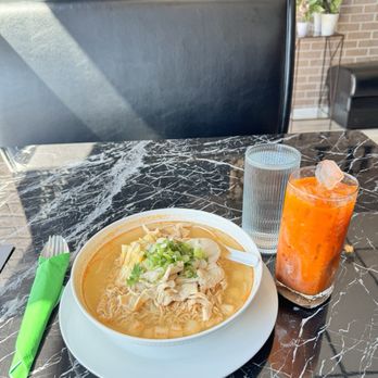 THAI TREASURE BISTRO - Updated August 2025 - 144 Photos & 26 Reviews ...