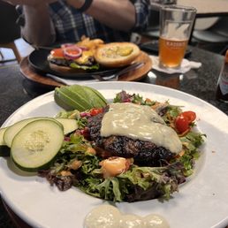 ALASKAN BURGER & BREW - Updated December 2025 - 145 Photos & 161 ...