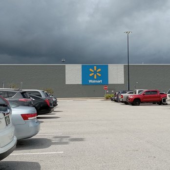WALMART SUPERCENTER - Updated November 2025 - 72 Photos & 50 Reviews ...