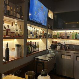 NAPKINS BAR AND GRILL - Updated December 2025 - 2619 Photos & 1793 ...