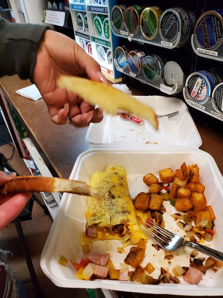 MR RAY’S CAFE - Updated November 2024 - 4411 Pacific Hwy E, Fife ...