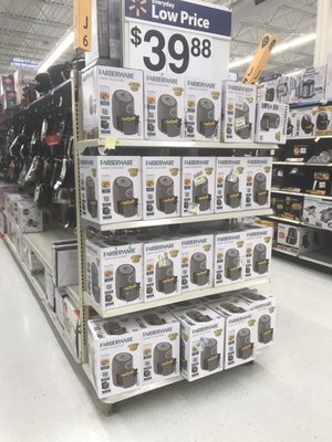 WALMART SUPERCENTER - 48 Photos & 35 Reviews - 500 W New Circle Rd ...