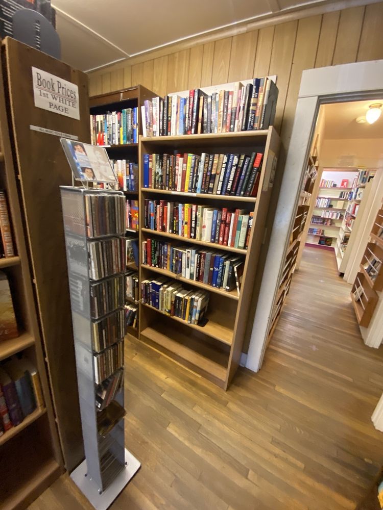 OLD JULIAN BOOK HOUSE - Updated May 2024 - 77 Photos & 59 Reviews ...