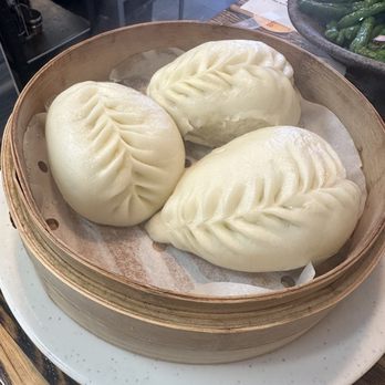 DUMPLING HOURS - Updated July 2024 - 1384 Photos & 712 Reviews - 1389 ...