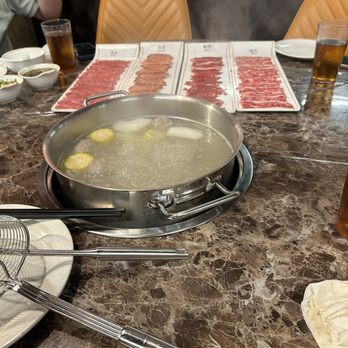 CHAO NIU HOTPOT - Updated November 2025 - 130 Photos & 23 Reviews ...