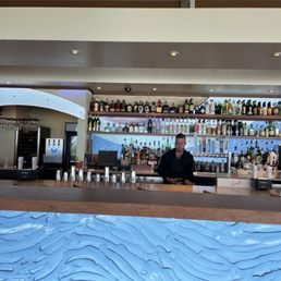 FINS AT SHARKY’S - Updated July 2025 - 888 Photos & 1022 Reviews - 1600 ...
