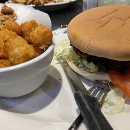 THE BROOK RESTAURANT & BAR - Updated November 2025 - 104 Photos & 177 ...