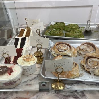 BADASH BAKES - Updated October 2025 - 526 Photos & 216 Reviews - 247 E ...