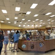 MAGNOLIA BIRD FARM - 115 Photos & 151 Reviews - 12200 Magnolia Ave ...