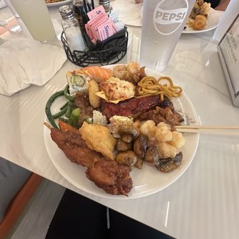 GOLDEN APPLE BUFFET - Updated December 2025 - 162 Photos & 81 Reviews ...